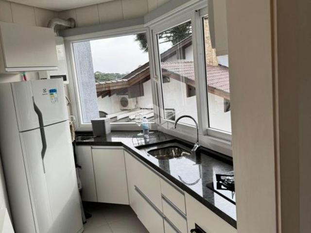 Apartamento de 1 quarto no centro de Canela, mobiliado