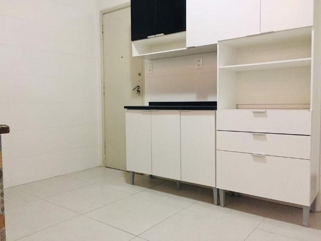 Apartamento de 1 Quarto para Aluguel no Embaré Santos – 68m²