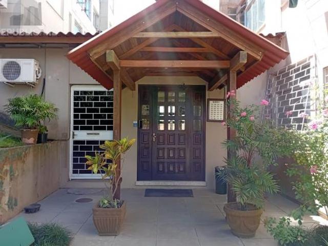 Apartamento de 1 quarto semimobiliado no bairro Tristeza em Porto Alegre