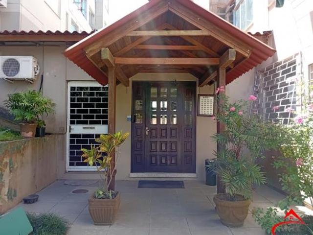 Apartamento de 1 quarto semimobiliado no bairro Tristeza em Porto Alegre