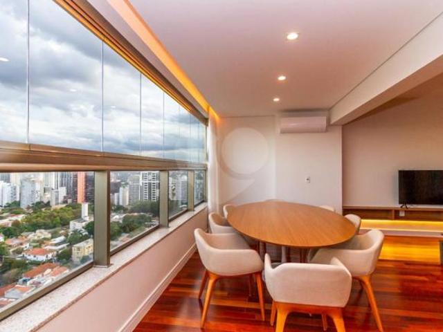 Apartamento de 1 suíte a venda em Pinheiros