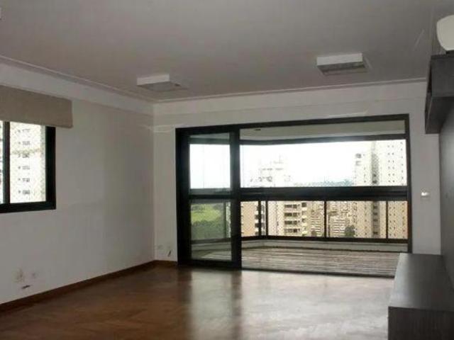 Apartamento de 200 m², 4 quartos em Paraíso do Morumbi, São Paulo