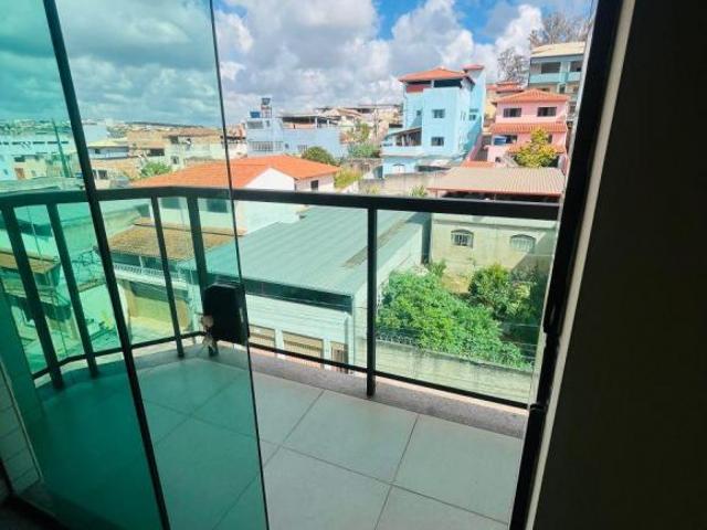 Apartamento de 200 m² com 3 quartos à venda no Rochedo