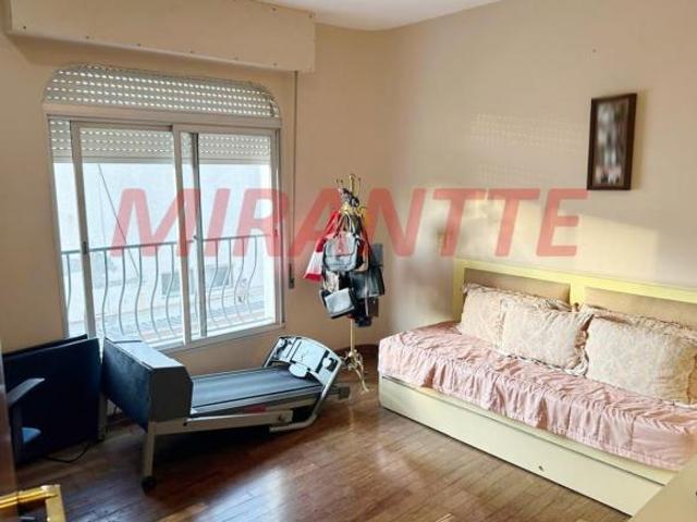 Apartamento de 200m² com 4 quartos