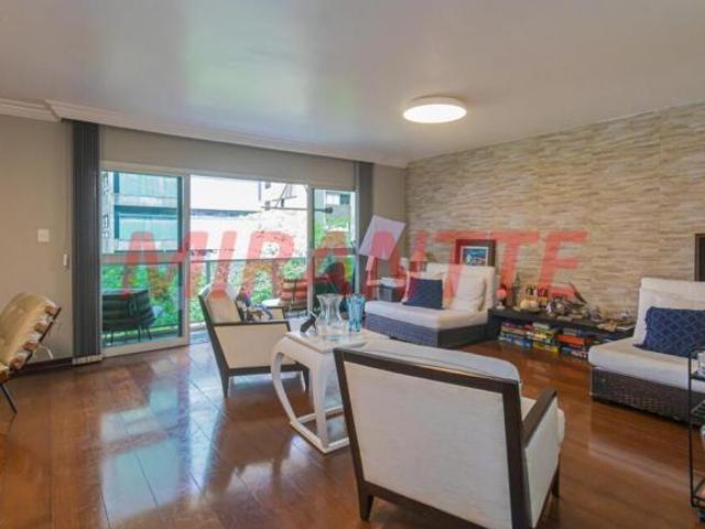 Apartamento de 200m² com 4 quartos