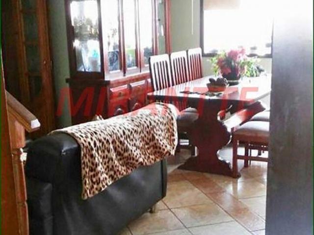 Apartamento de 200m² com 4 quartos
