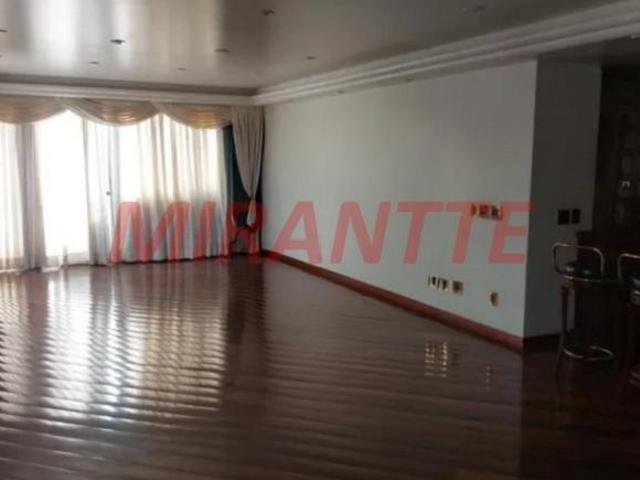 Apartamento de 200m² com 4 quartos