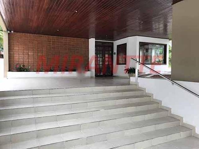 Apartamento de 200m² com 2 quartos