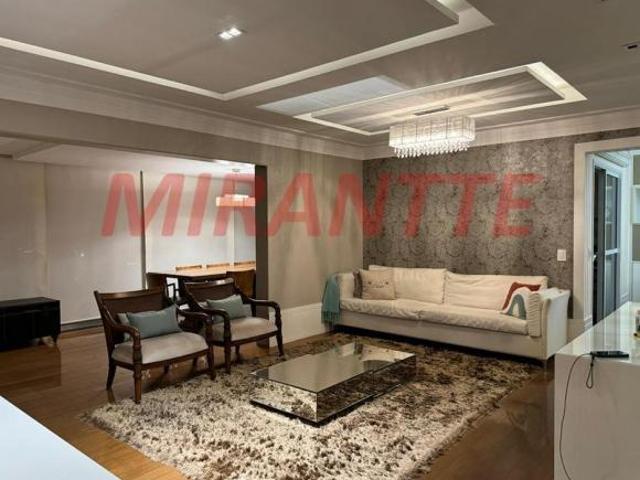 Apartamento de 200m² com 3 quartos