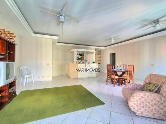 Apartamento de 200m² em excelente localização na região da praia das Pitangueiras no Guarujá!
