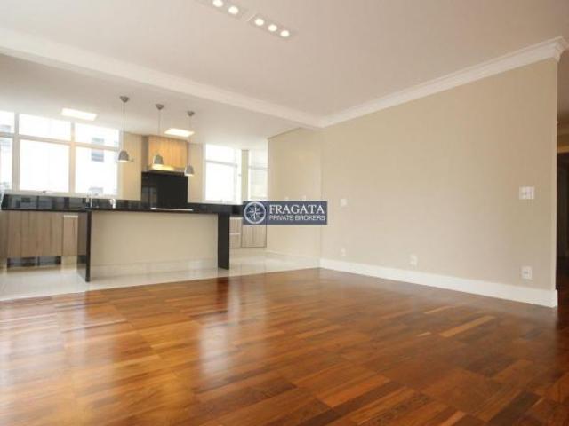 Apartamento de 210,19 m² com 3 dormitórios,1 suíte, 2 vagas de garagem Higienópolis São Paulo/SP