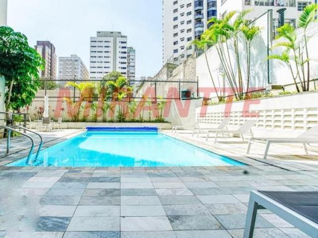 Apartamento de 210m² com 4 quartos