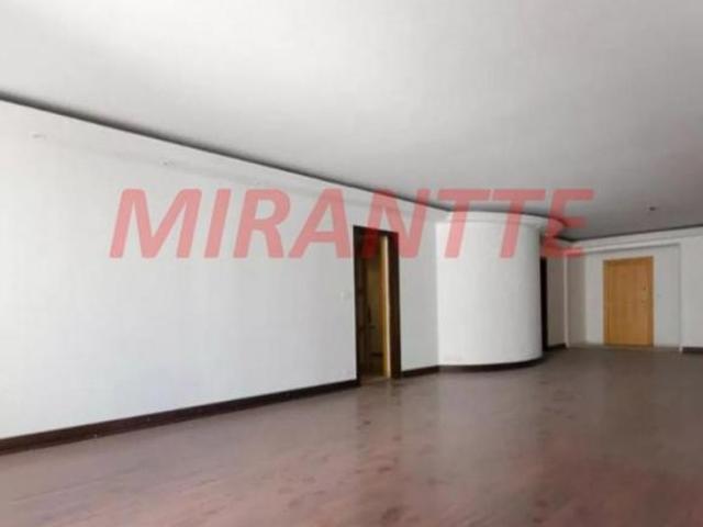 Apartamento de 210m² com 3 quartos