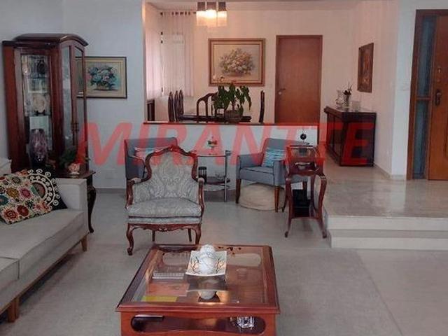 Apartamento de 210m² com 3 quartos
