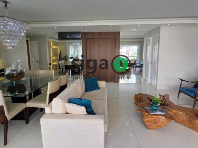 Apartamento de 211m2, MOBILIADO á venda na Vila Andrade