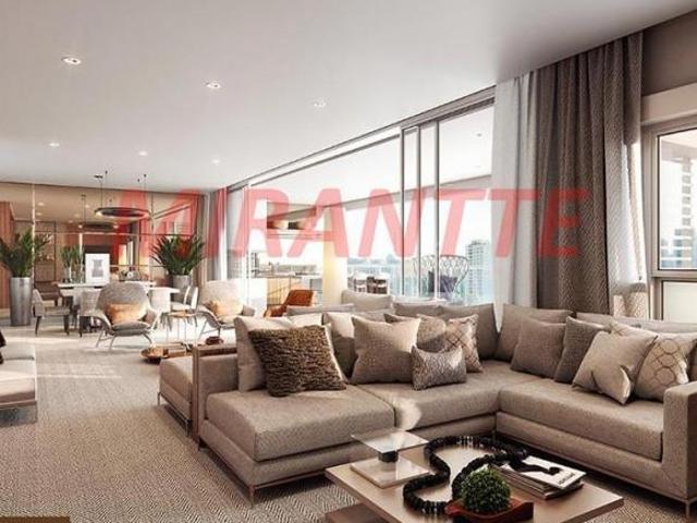 Apartamento de 212m² com 4 quartos