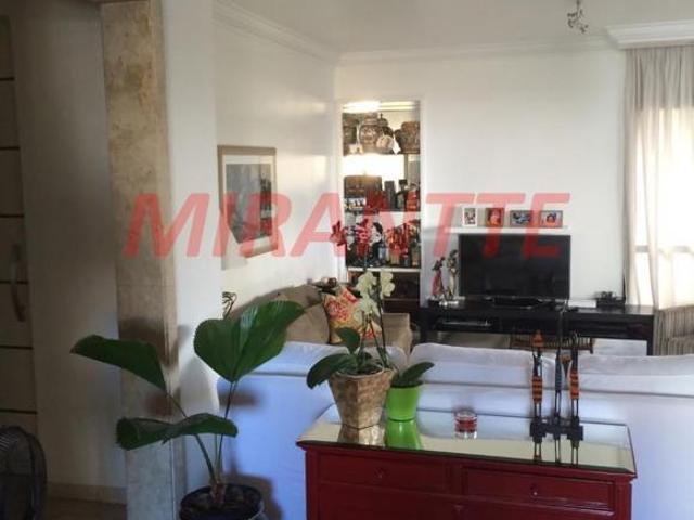 Apartamento de 218m² com 3 quartos