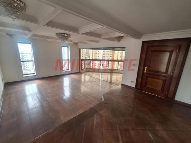 Apartamento de 220m² com 3 quartos