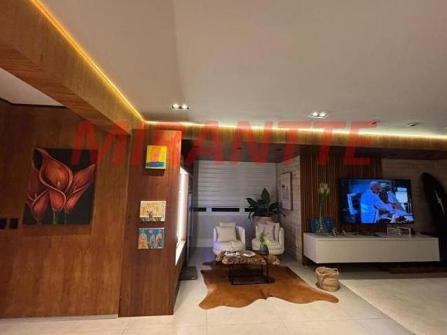 Apartamento de 223m² com 4 quartos
