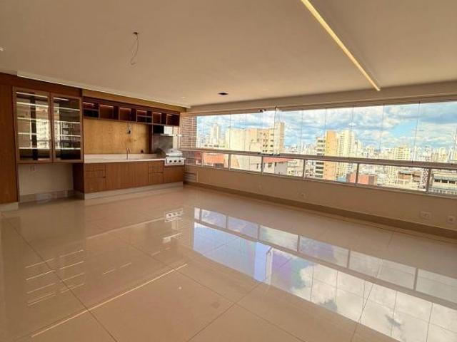 Apartamento de 223m² com 03 suítes à venda no Residencial Piazza 25 Setor Bueno/ Goiânia GO