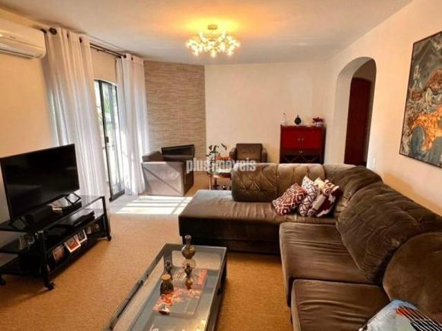 Apartamento de 224m² no Alto de Pinheiros