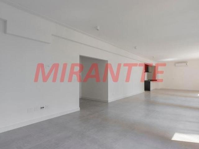 Apartamento de 225m² com 3 quartos