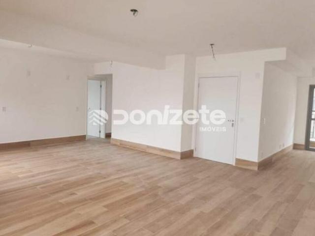Apartamento de 227 m² com 3 suítes, 4 vagas e área de lazer completa Vila Gilda, Santo André