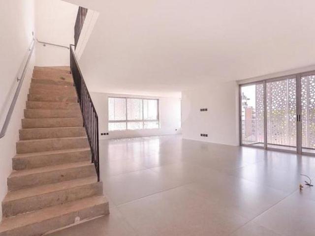 Apartamento de 227m² a venda no Vila Izabel
