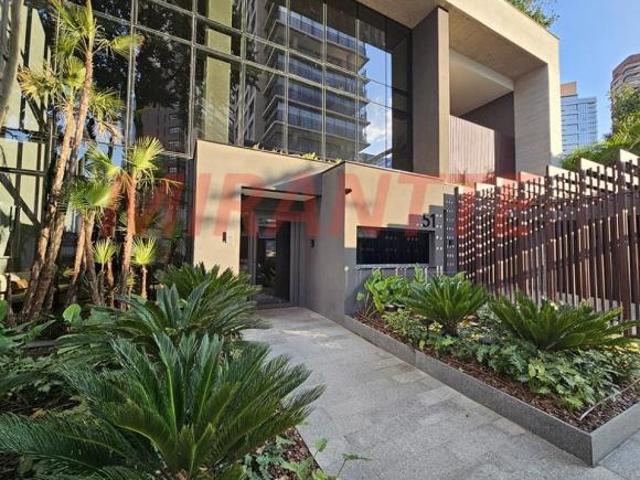 Apartamento de 227m² com 3 quartos