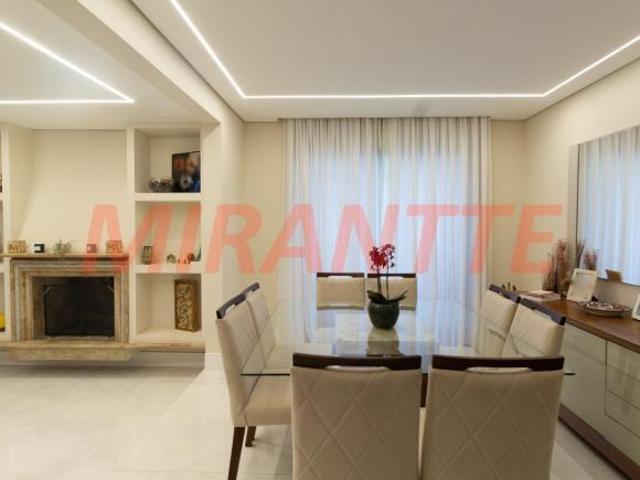 Apartamento de 230m² com 4 quartos