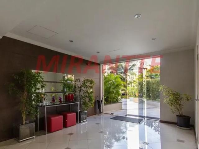 Apartamento de 230m² com 4 quartos em Morumbi