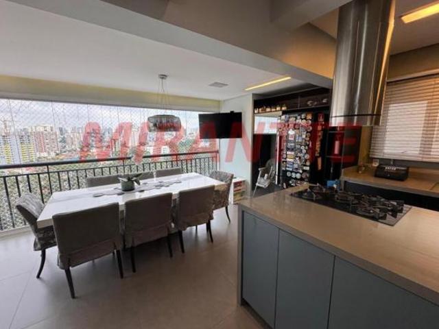 Apartamento de 231m² com 3 quartos