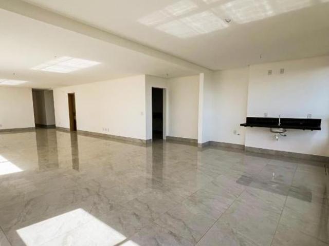 Apartamento de 235 m² com 04 suítes plenas á venda no Infinity Residence Parque Flamboyant Jardim