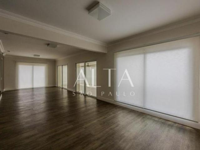 Apartamento ELEGANTE de 236m² À VENDA com 2 suítes e 4 vagas no sofisticado Parque Cidade Jardim