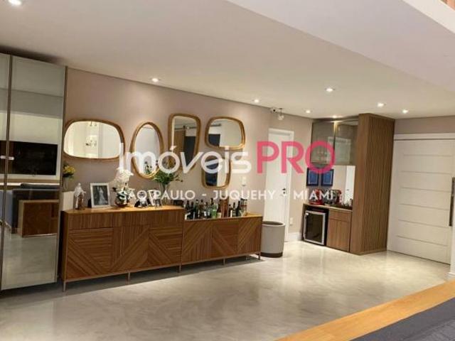 Apartamento de 238 m² 04 suítes 04 vagas + Depósito no Condomínio Duo Design Morumbi
