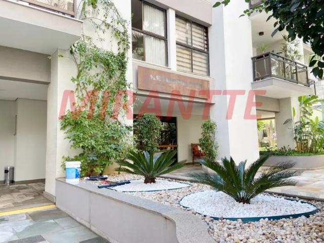 Apartamento de 240m² com 3 quartos em Moema
