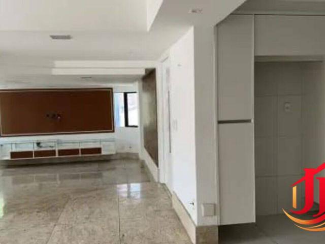 Apartamento de 244 m² na da Graviola Pituba Salvador BA, aluguel por R$ 5.000/mês