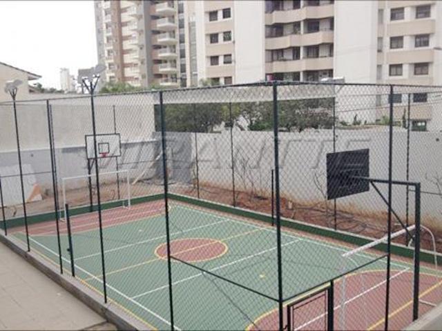 Apartamento de 245m² com 4 quartos