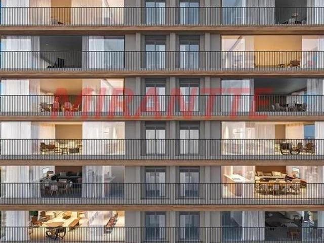 Apartamento de 245m² com 4 quartos