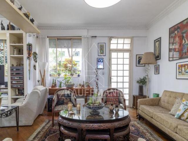 Apartamento de 246m² A.U em Higienópolis à Venda 3 Dormitórios, 2 Suítes, 1 vaga