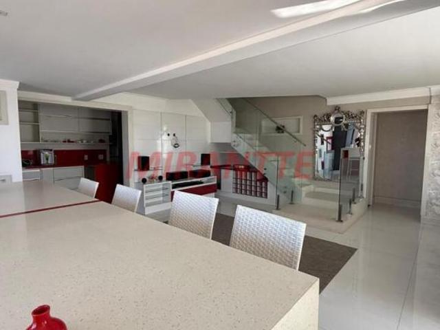Apartamento de 250m² com 4 quartos