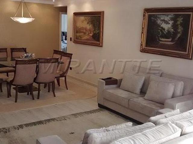 Apartamento de 250m² com 3 quartos