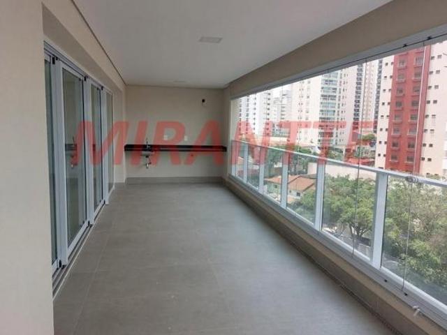 Apartamento de 255m² com 4 quartos