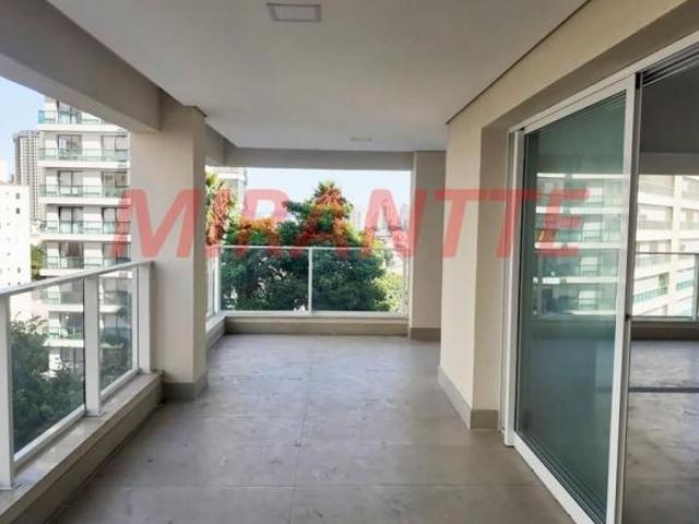 Apartamento de 264m² com 4 quartos