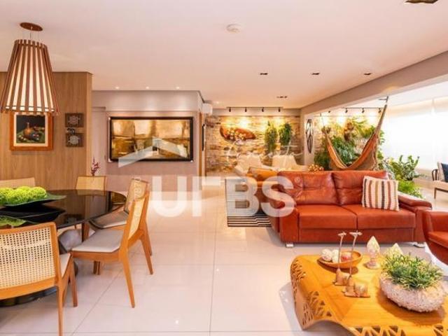 Apartamento de 265 metros no Setor Oeste, Poeme Lago das Rosas
