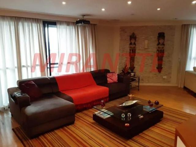Apartamento de 270m² com 4 quartos
