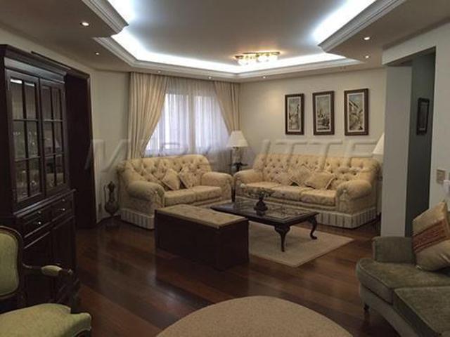 Apartamento de 270m² com 4 quartos
