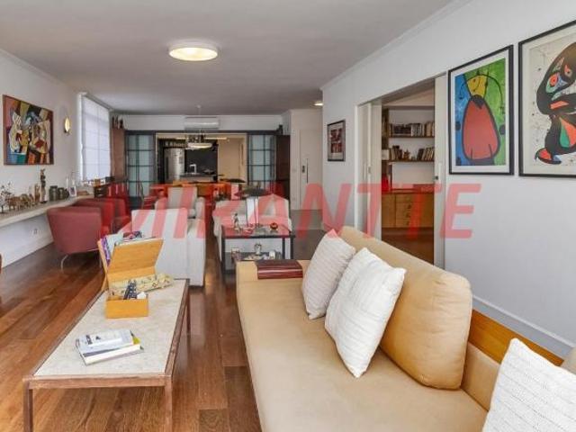 Apartamento de 270m² com 3 quartos