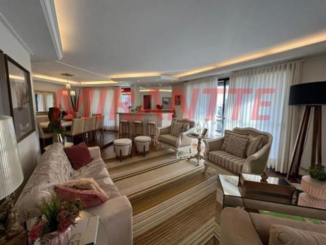 Apartamento de 272m² com 4 quartos