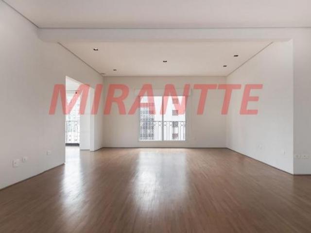 Apartamento de 276m² com 2 quartos